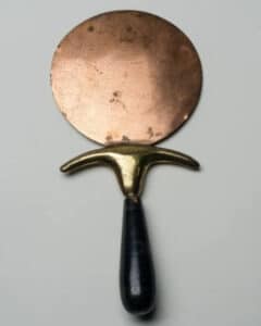 How Mirrors Are Made? What Are Mirrors Made Of? - OkayMirror